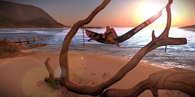 Lizzy Swordthain: The Artistic Dynamo from Germany! – Owl's Eye